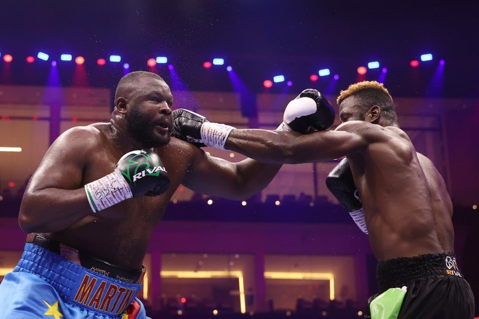 Robbery in Riyadh: Fans fume as Ajagba, Bakole Heavyweight bout ends in ...